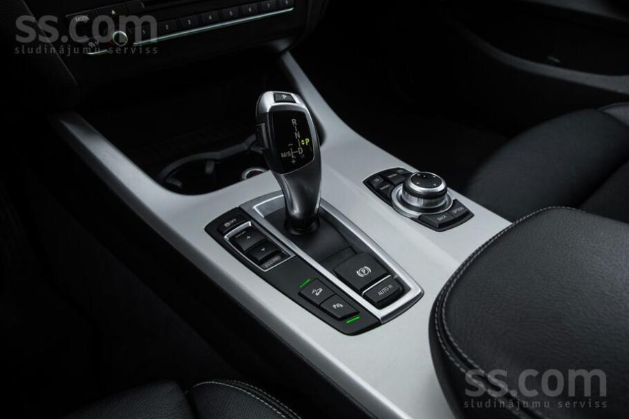 Black BMW X3 2012 in Riga, with an engine capacity of 2.00 L and mileage of 0 thousand km for 9990 €, photo 22 on AUTOMOTO.COM.LV