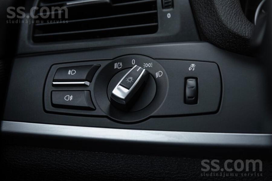 Black BMW X3 2012 in Riga, with an engine capacity of 2.00 L and mileage of 0 thousand km for 9990 €, photo 29 on AUTOMOTO.COM.LV