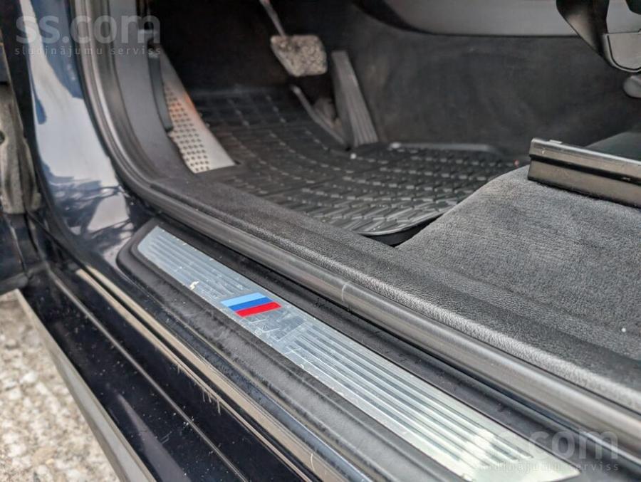 Black BMW X3 2012 in Riga, with an engine capacity of 2.00 L and mileage of 253 thousand km for 12690 €, photo 24 on AUTOMOTO.COM.LV