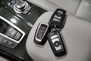 Black BMW X3 2012 in Marijampole, with an engine capacity of 3.00 L and mileage of 277 thousand km for 11850 €, photo 24 on AUTOMOTO.COM.LV