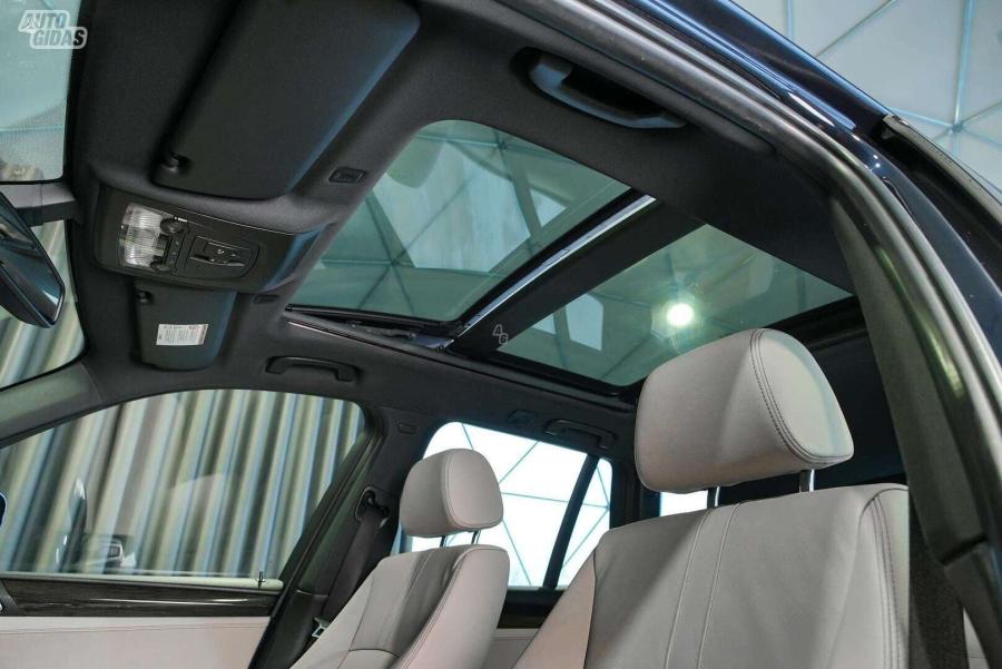 Black BMW X3 2012 in Marijampole, with an engine capacity of 3.00 L and mileage of 277 thousand km for 11850 €, photo 28 on AUTOMOTO.COM.LV