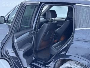 Black BMW X3 2012 in Riga, with an engine capacity of 3.00 L and mileage of 200 thousand km for 14350 €, photo 7 on AUTOMOTO.COM.LV