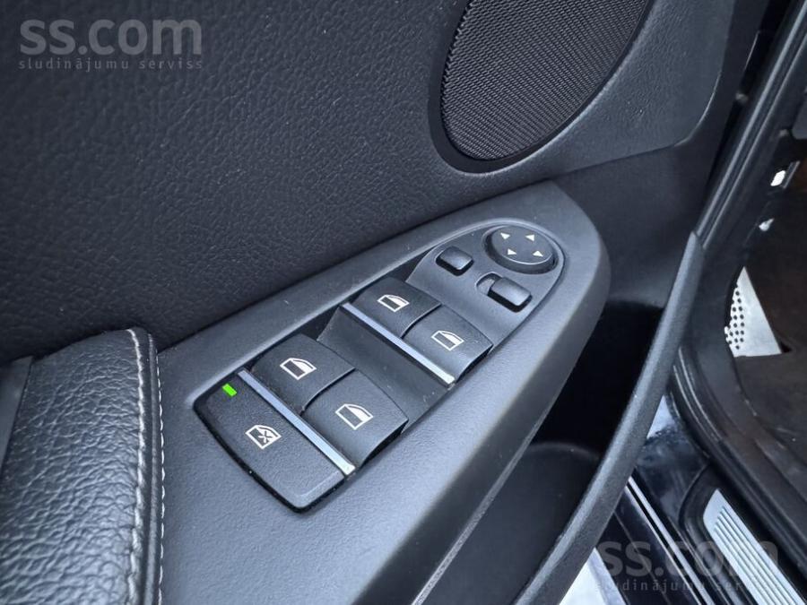 Black BMW X3 2012 in Riga, with an engine capacity of 3.00 L and mileage of 200 thousand km for 14350 €, photo 13 on AUTOMOTO.COM.LV