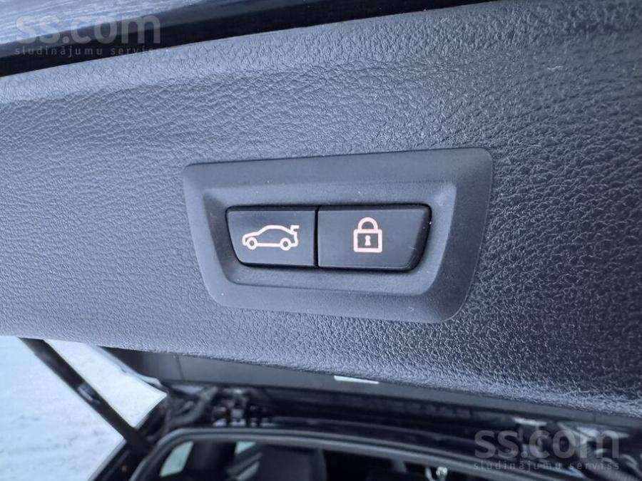 Black BMW X3 2012 in Riga, with an engine capacity of 3.00 L and mileage of 200 thousand km for 14350 €, photo 14 on AUTOMOTO.COM.LV