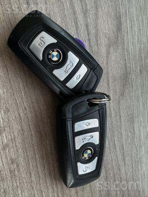 Black BMW X3 2012 in Riga, with an engine capacity of 2.00 L and mileage of 253 thousand km for 11890 €, photo 10 on AUTOMOTO.COM.LV