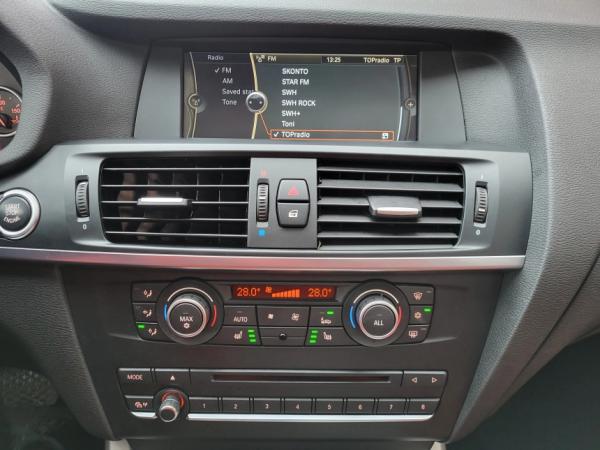 Black BMW X3 2012 in Riga, with an engine capacity of 3.00 L and mileage of 260 thousand km for 10790 €, photo 6 on AUTOMOTO.COM.LV