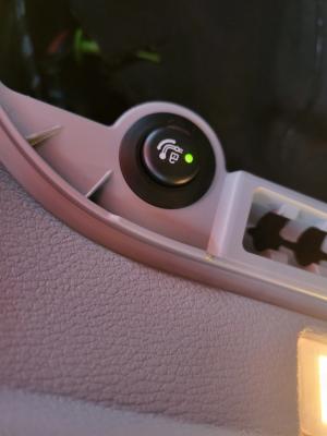 Melns BMW X3 2012 Rīga, ar dzinēja tilpumu 3.00 L un nobraukumu 260 tūkst. km par 10790 €, foto 15 vietnē AUTOMOTO.COM.LV