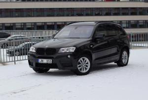 Black BMW X3 2012 in Riga, with an engine capacity of 2.00 L and mileage of 198 thousand km for 12580 €, photo 4 on AUTOMOTO.COM.LV