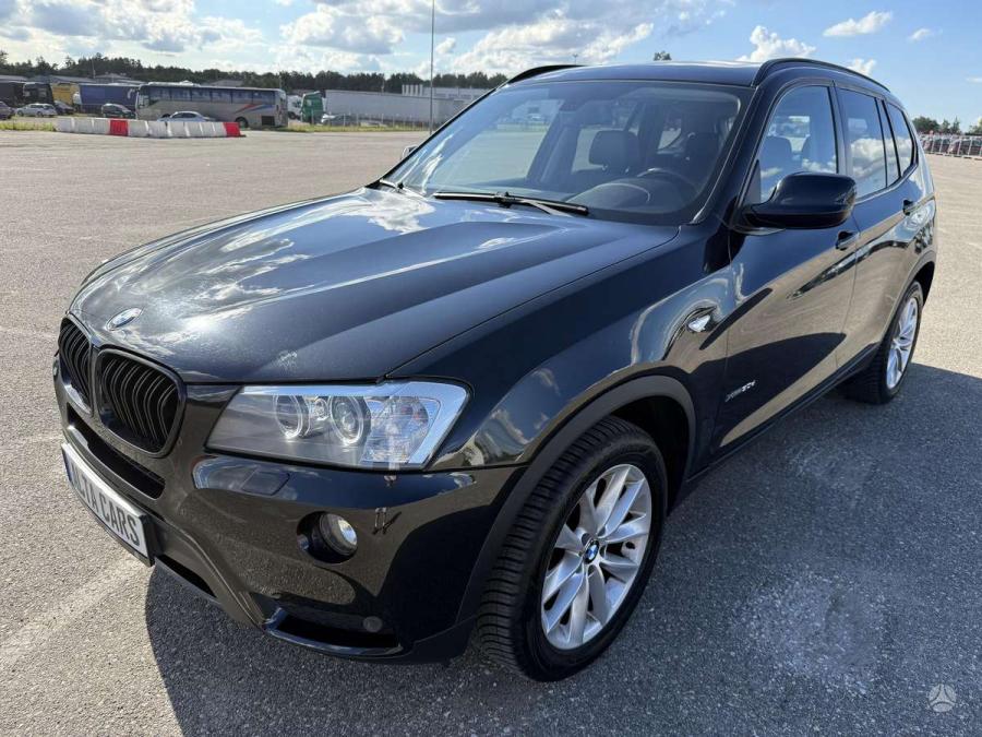 Black BMW X3 2012 in Vilnius, with an engine capacity of 2.99 L and mileage of 275 thousand km for 10399 €, photo 1 on AUTOMOTO.COM.LV