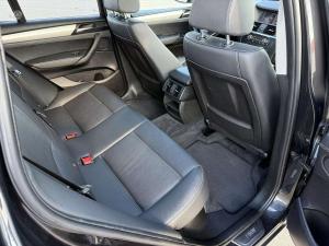 Black BMW X3 2012 in Vilnius, with an engine capacity of 2.99 L and mileage of 275 thousand km for 10399 €, photo 16 on AUTOMOTO.COM.LV