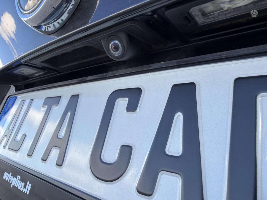 Black BMW X3 2012 in Vilnius, with an engine capacity of 2.99 L and mileage of 275 thousand km for 10399 €, photo 20 on AUTOMOTO.COM.LV