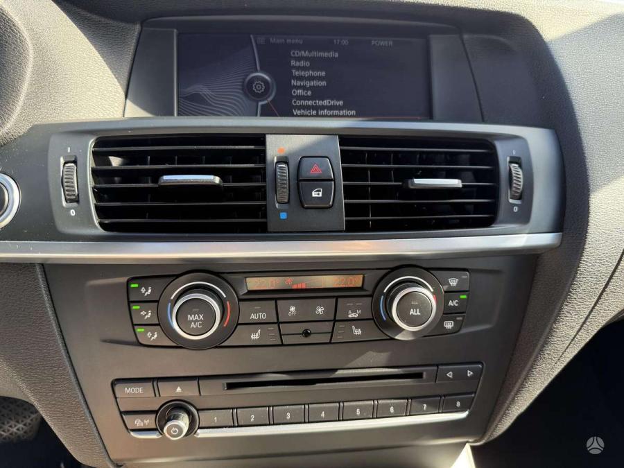 Black BMW X3 2012 in Vilnius, with an engine capacity of 2.99 L and mileage of 275 thousand km for 10399 €, photo 25 on AUTOMOTO.COM.LV