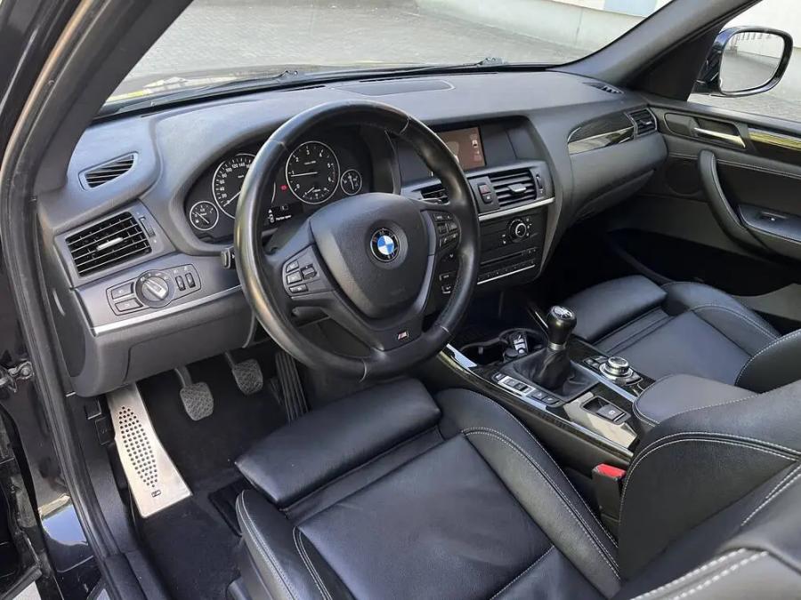 Black BMW X3 2012 in Jelgava, with an engine capacity of 2.00 L and mileage of 249 thousand km for 9790 €, photo 8 on AUTOMOTO.COM.LV