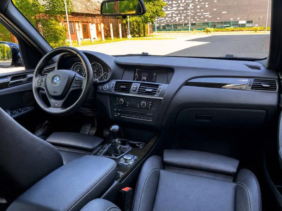 Black BMW X3 2012 in Jelgava, with an engine capacity of 2.00 L and mileage of 249 thousand km for 9790 €, photo 14 on AUTOMOTO.COM.LV