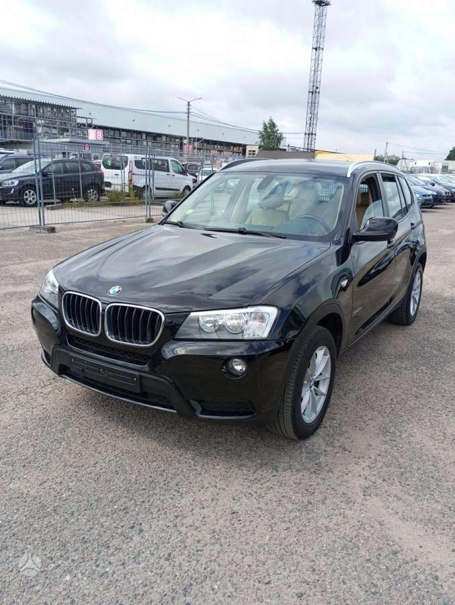 Black BMW X3 2012 in Kaunas, with an engine capacity of 2.00 L and mileage of 290 thousand km for 6500 €, photo 1 on AUTOMOTO.COM.LV