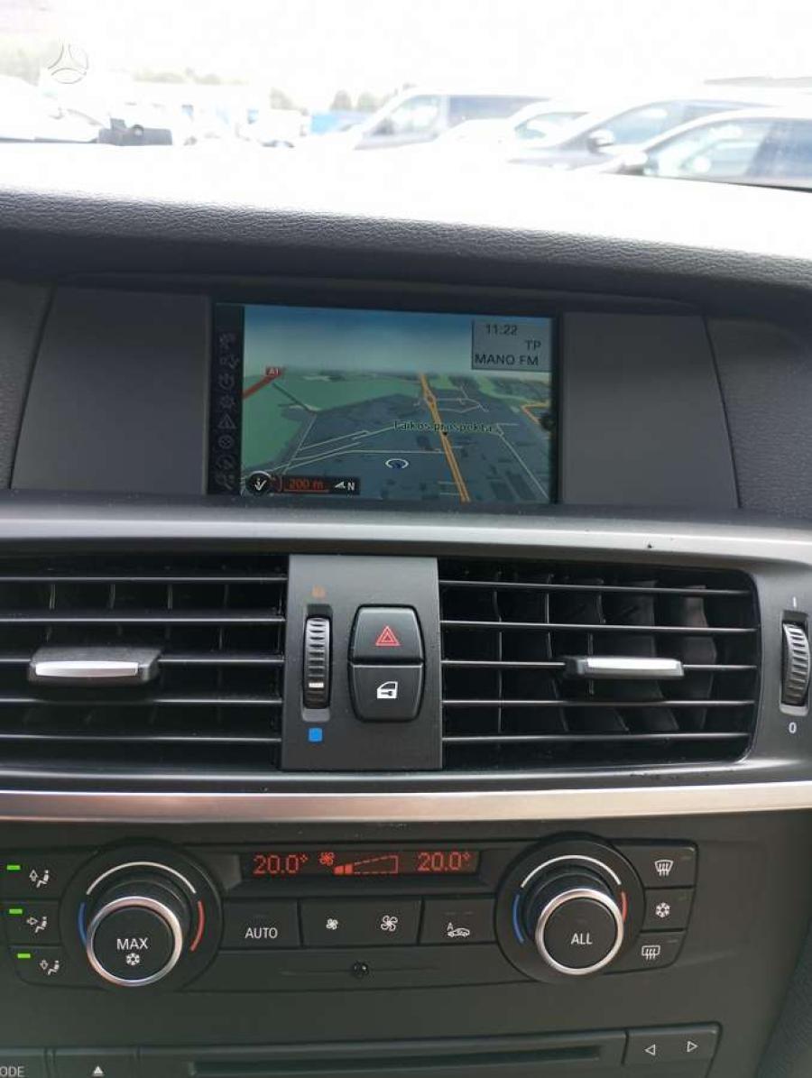 Black BMW X3 2012 in Kaunas, with an engine capacity of 2.00 L and mileage of 290 thousand km for 6500 €, photo 18 on AUTOMOTO.COM.LV