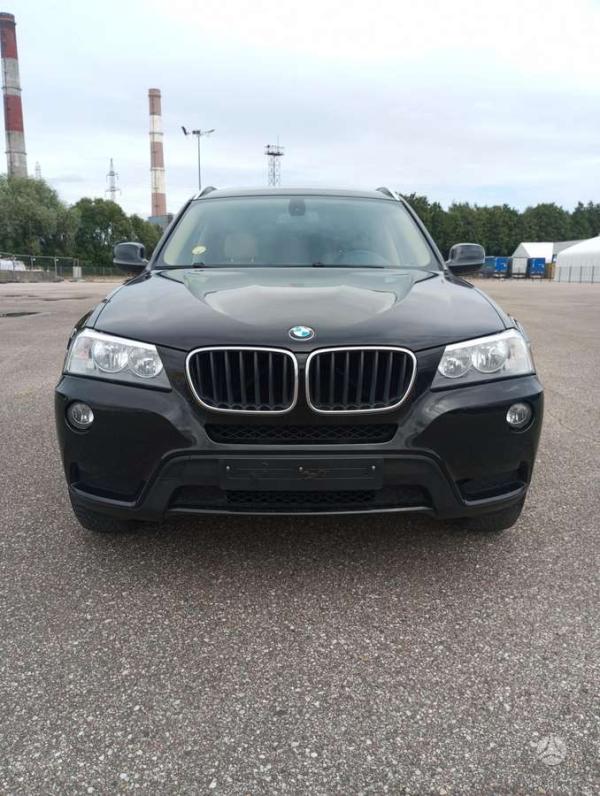 Melns BMW X3 2012 Kauņa, ar dzinēja tilpumu 2.00 L un nobraukumu 295 tūkst. km par 6850 €, foto 3 vietnē AUTOMOTO.COM.LV