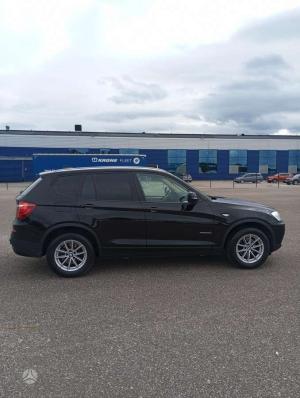 Melns BMW X3 2012 Kauņa, ar dzinēja tilpumu 2.00 L un nobraukumu 295 tūkst. km par 6850 €, foto 6 vietnē AUTOMOTO.COM.LV