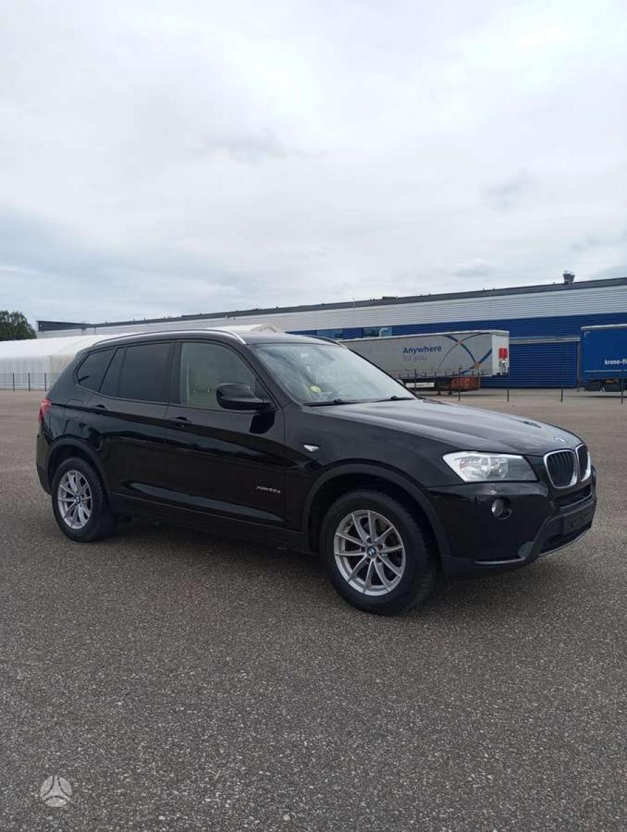 Melns BMW X3 2012 Kauņa, ar dzinēja tilpumu 2.00 L un nobraukumu 295 tūkst. km par 6850 €, foto 7 vietnē AUTOMOTO.COM.LV