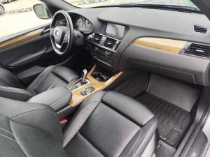 Melns BMW X3 2012 Šauļi, ar dzinēja tilpumu 3.00 L un nobraukumu 300 tūkst. km par 8200 €, foto 13 vietnē AUTOMOTO.COM.LV