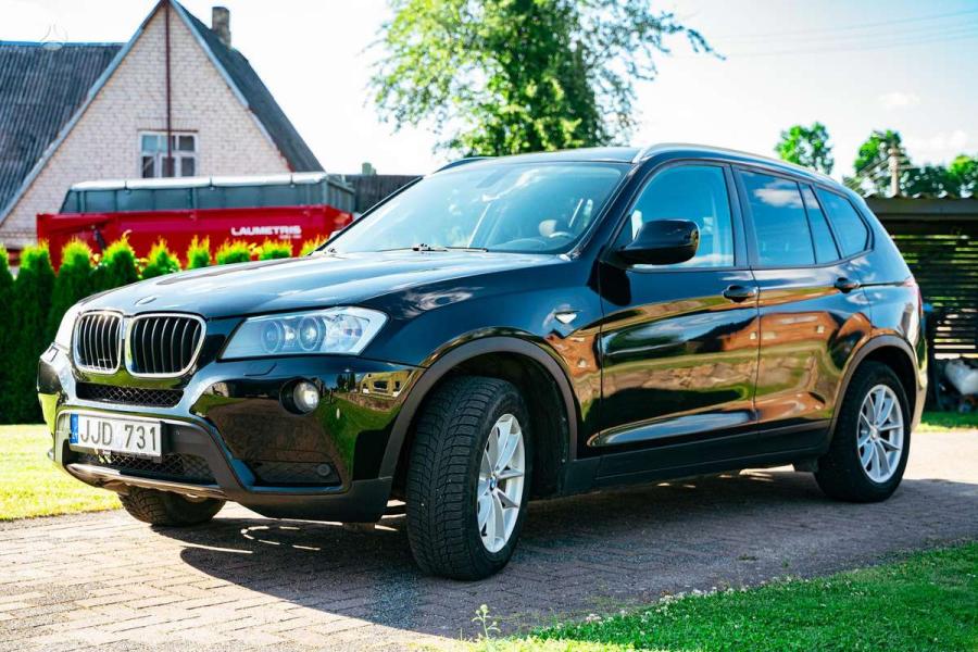 Melns BMW X3 2012 Rokiškis, ar dzinēja tilpumu 2.00 L un nobraukumu 391 tūkst. km par 9800 €, foto 1 vietnē AUTOMOTO.COM.LV