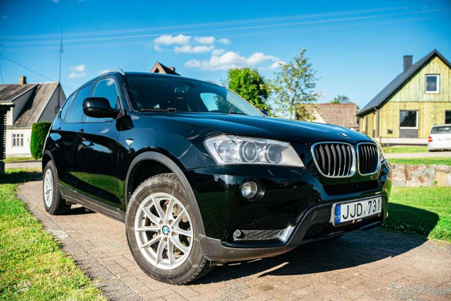 Melns BMW X3 2012 Rokiškis, ar dzinēja tilpumu 2.00 L un nobraukumu 391 tūkst. km par 9800 €, foto 3 vietnē AUTOMOTO.COM.LV