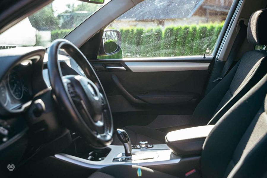 Melns BMW X3 2012 Rokiškis, ar dzinēja tilpumu 2.00 L un nobraukumu 391 tūkst. km par 9800 €, foto 18 vietnē AUTOMOTO.COM.LV