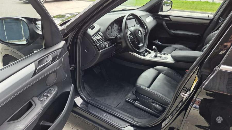 Black BMW X3 2012 in Siauliai, with an engine capacity of 2.00 L and mileage of 256 thousand km for 9600 €, photo 12 on AUTOMOTO.COM.LV