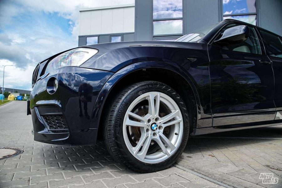Black BMW X3 2012 in Kaunas, with an engine capacity of 3.00 L and mileage of 277 thousand km for 11450 €, photo 7 on AUTOMOTO.COM.LV
