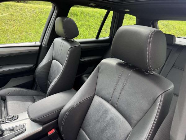 Melns BMW X3 2012 Alīta, ar dzinēja tilpumu 2.00 L un nobraukumu 243 tūkst. km par 12600 €, foto 8 vietnē AUTOMOTO.COM.LV