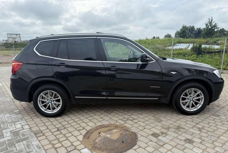 Melns BMW X3 2012 Tauragė, ar dzinēja tilpumu 2.00 L un nobraukumu 160 tūkst. km par 8650 €, foto 7 vietnē AUTOMOTO.COM.LV