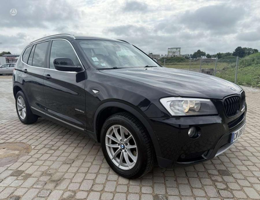Melns BMW X3 2012 Tauragė, ar dzinēja tilpumu 2.00 L un nobraukumu 160 tūkst. km par 8650 €, foto 8 vietnē AUTOMOTO.COM.LV