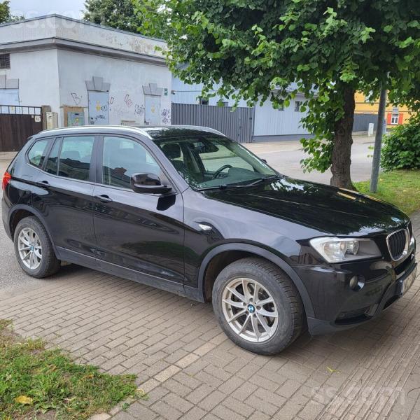 Melns BMW X3 2012 Liepāja, ar dzinēja tilpumu 2.00 L un nobraukumu 262 tūkst. km par 8250 €, foto 1 vietnē AUTOMOTO.COM.LV