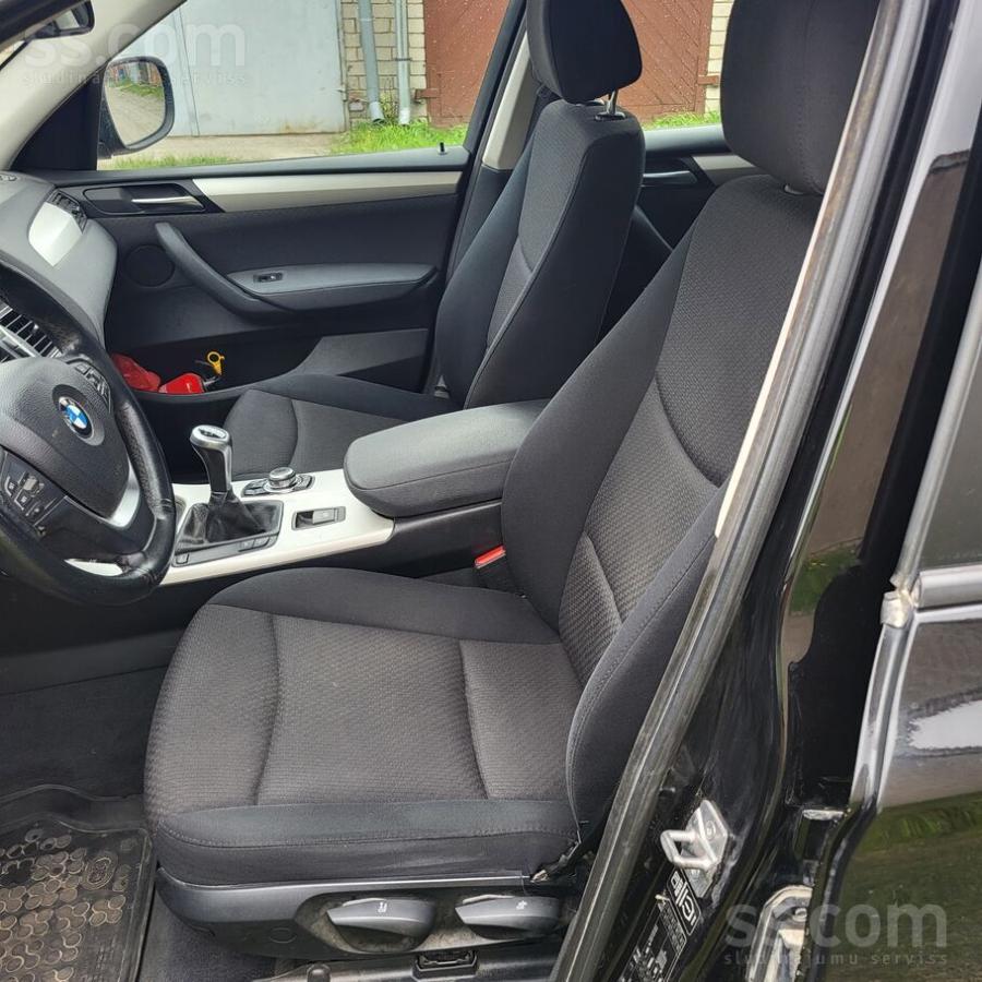 Black BMW X3 2012 in Liepaja, with an engine capacity of 2.00 L and mileage of 262 thousand km for 8250 €, photo 4 on AUTOMOTO.COM.LV
