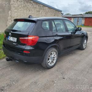 Black BMW X3 2012 in Liepaja, with an engine capacity of 2.00 L and mileage of 262 thousand km for 8250 €, photo 5 on AUTOMOTO.COM.LV