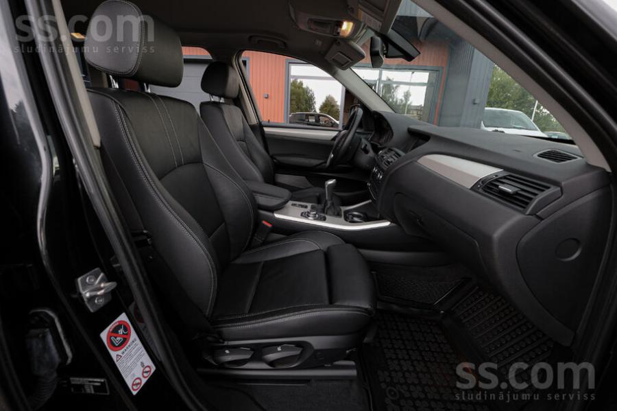 Melns BMW X3 2012 Jelgava, ar dzinēja tilpumu 2.00 L un nobraukumu 0 tūkst. km par 8990 €, foto 12 vietnē AUTOMOTO.COM.LV