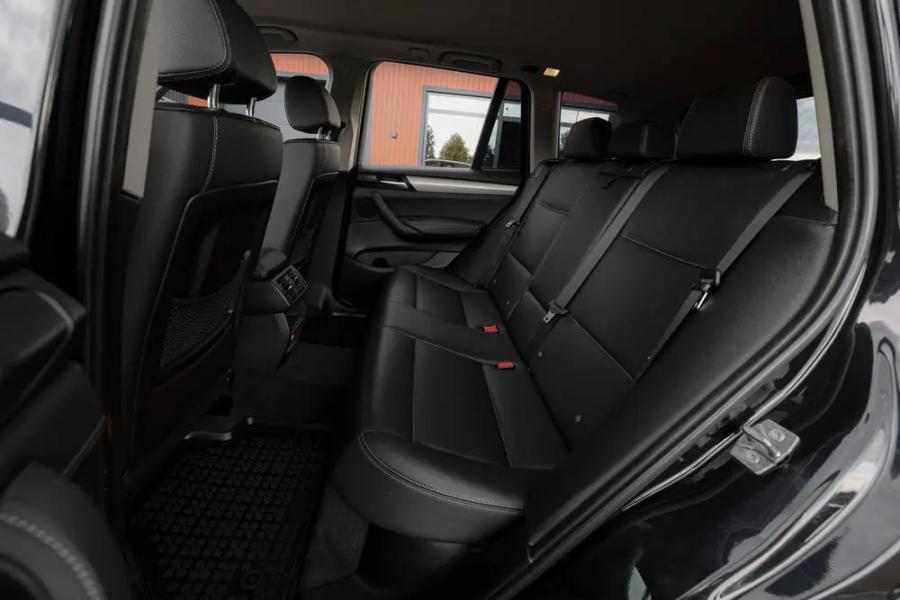 Melns BMW X3 2012 Jelgava, ar dzinēja tilpumu 2.00 L un nobraukumu 354 tūkst. km par 8990 €, foto 10 vietnē AUTOMOTO.COM.LV