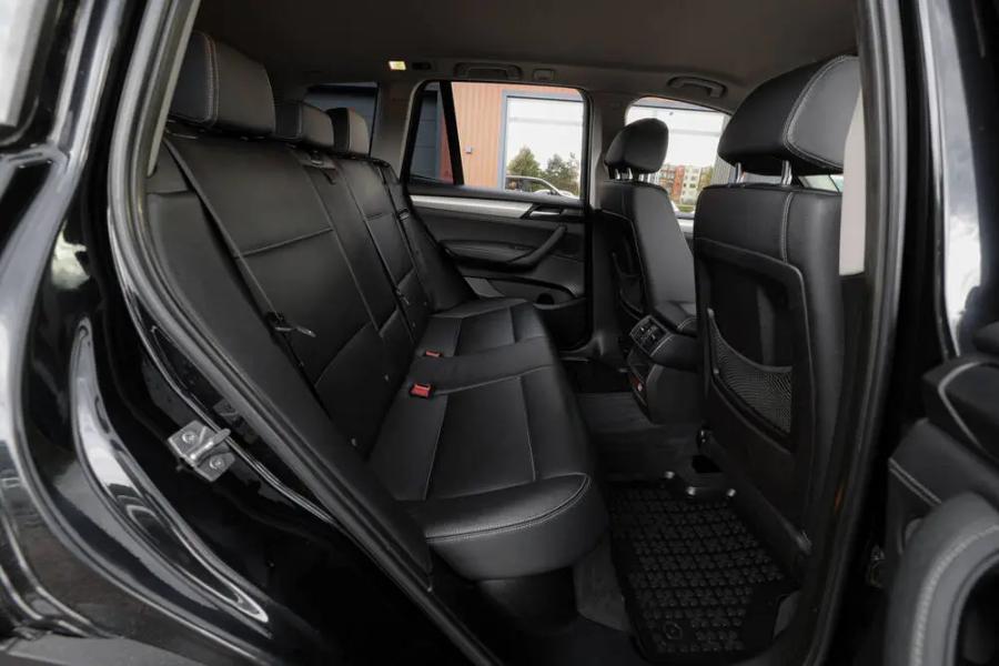 Melns BMW X3 2012 Jelgava, ar dzinēja tilpumu 2.00 L un nobraukumu 354 tūkst. km par 8990 €, foto 11 vietnē AUTOMOTO.COM.LV