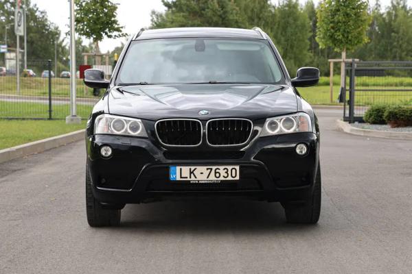 Melns BMW X3 2012 Jelgava, ar dzinēja tilpumu 2.00 L un nobraukumu 354 tūkst. km par 8990 €, foto 2 vietnē AUTOMOTO.COM.LV