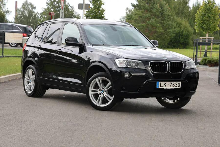 Melns BMW X3 2012 Jelgava, ar dzinēja tilpumu 2.00 L un nobraukumu 354 tūkst. km par 8990 €, foto 4 vietnē AUTOMOTO.COM.LV