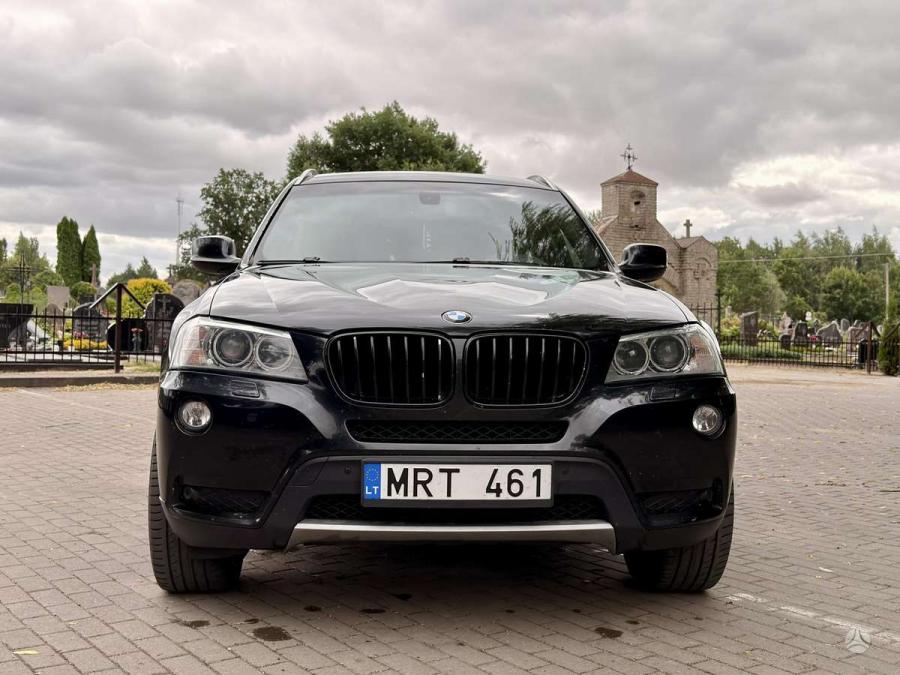 Melns BMW X3 2012 Joniškis, ar dzinēja tilpumu 2.99 L un nobraukumu 255 tūkst. km par 8300 €, foto 24 vietnē AUTOMOTO.COM.LV