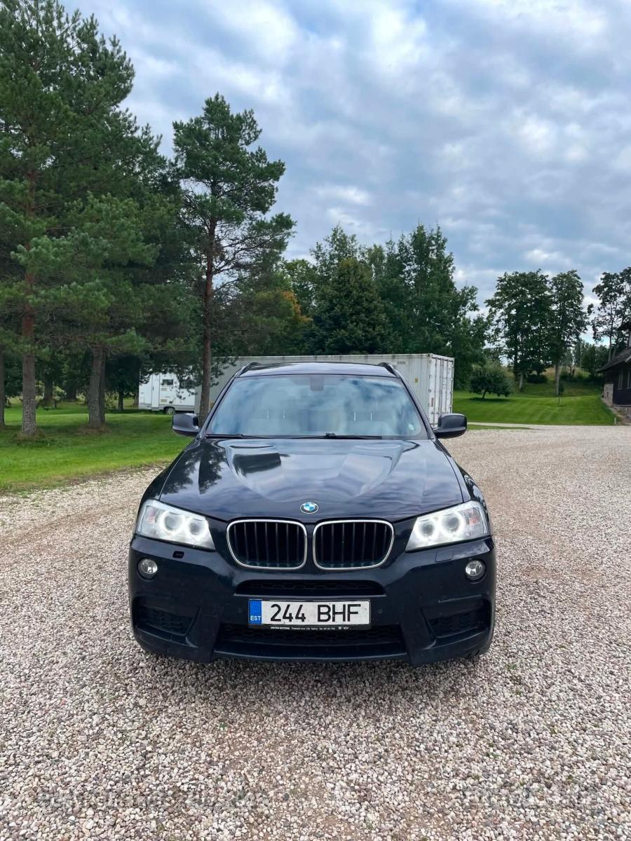 Black BMW X3 2012 in Tallinn, with an engine capacity of 2.00 L and mileage of 254 thousand km for 9600 €, photo 6 on AUTOMOTO.COM.LV