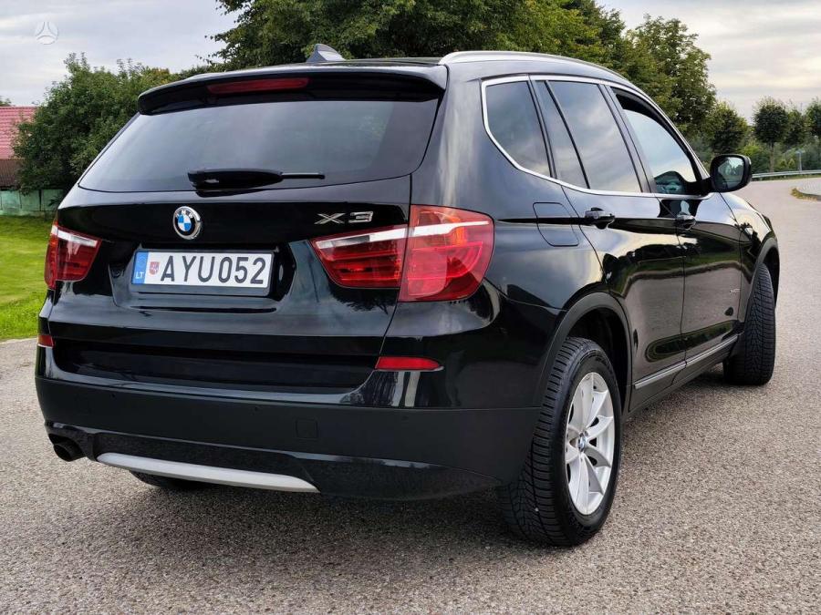 Black BMW X3 2012 in Jurbarkas, with an engine capacity of 2.00 L and mileage of 194 thousand km for 8450 €, photo 4 on AUTOMOTO.COM.LV