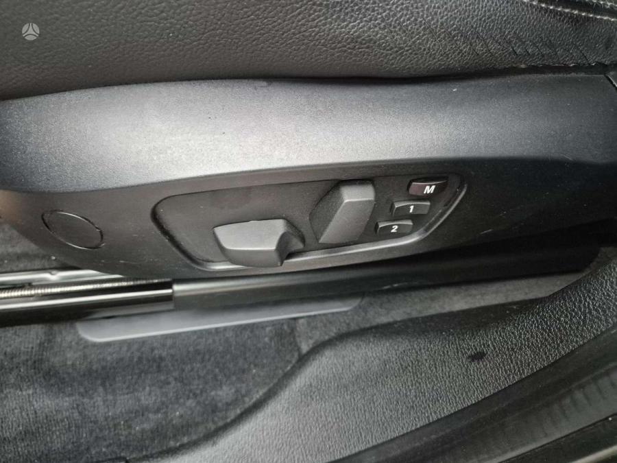 Melns BMW X3 2012 Utena, ar dzinēja tilpumu 2.99 L un nobraukumu 324 tūkst. km par 9990 €, foto 19 vietnē AUTOMOTO.COM.LV