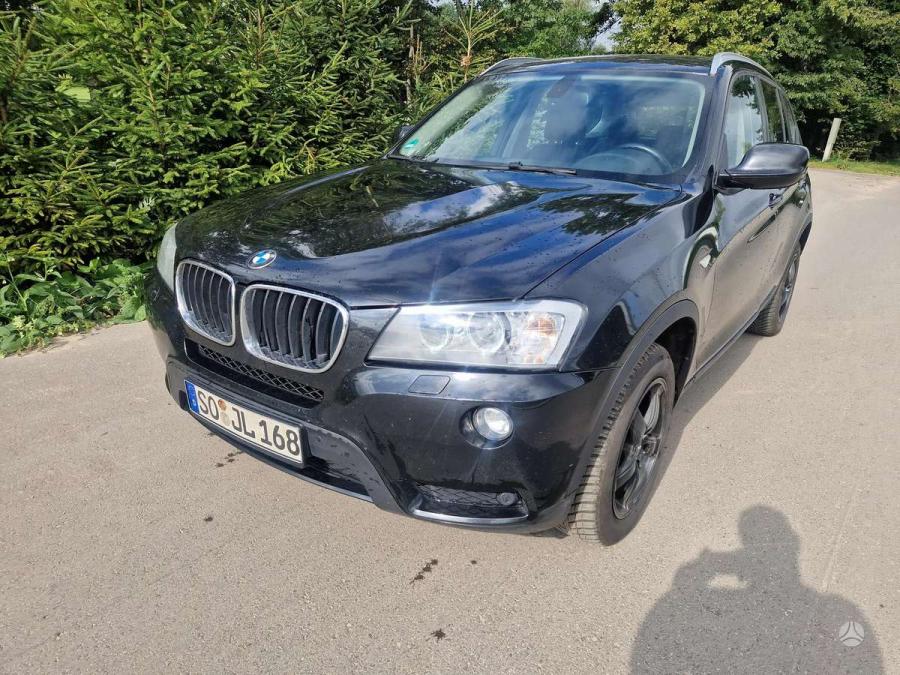Black BMW X3 2012 in Kaunas, with an engine capacity of 2.00 L and mileage of 317 thousand km for 7550 €, photo 5 on AUTOMOTO.COM.LV
