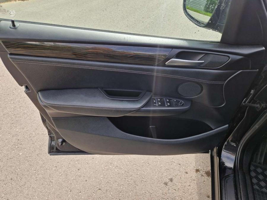 Black BMW X3 2012 in Kaunas, with an engine capacity of 2.00 L and mileage of 317 thousand km for 7550 €, photo 13 on AUTOMOTO.COM.LV