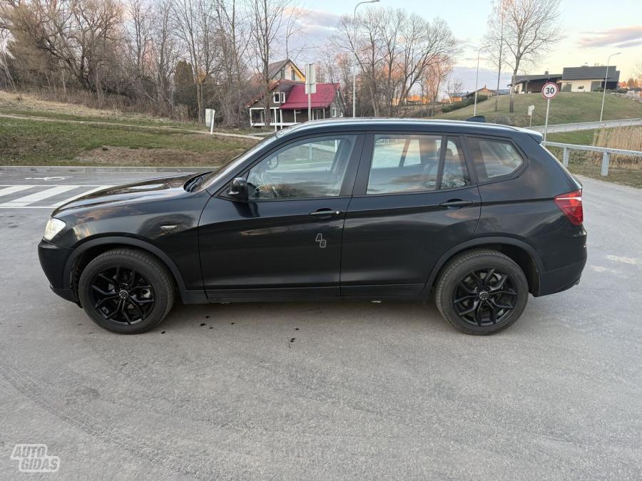 Black BMW X3 2012 in Moletai, with an engine capacity of 2.00 L and mileage of 308 thousand km for 8888 €, photo 3 on AUTOMOTO.COM.LV