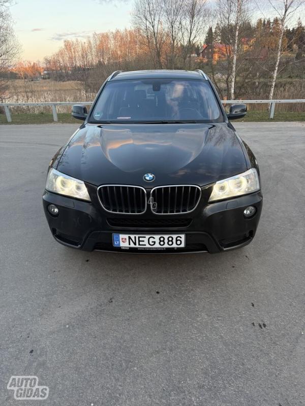 Black BMW X3 2012 in Moletai, with an engine capacity of 2.00 L and mileage of 308 thousand km for 8888 €, photo 4 on AUTOMOTO.COM.LV