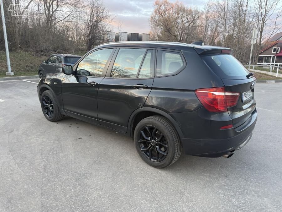 Black BMW X3 2012 in Moletai, with an engine capacity of 2.00 L and mileage of 308 thousand km for 8888 €, photo 6 on AUTOMOTO.COM.LV