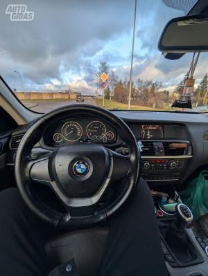 Black BMW X3 2012 in Moletai, with an engine capacity of 2.00 L and mileage of 308 thousand km for 8888 €, photo 14 on AUTOMOTO.COM.LV